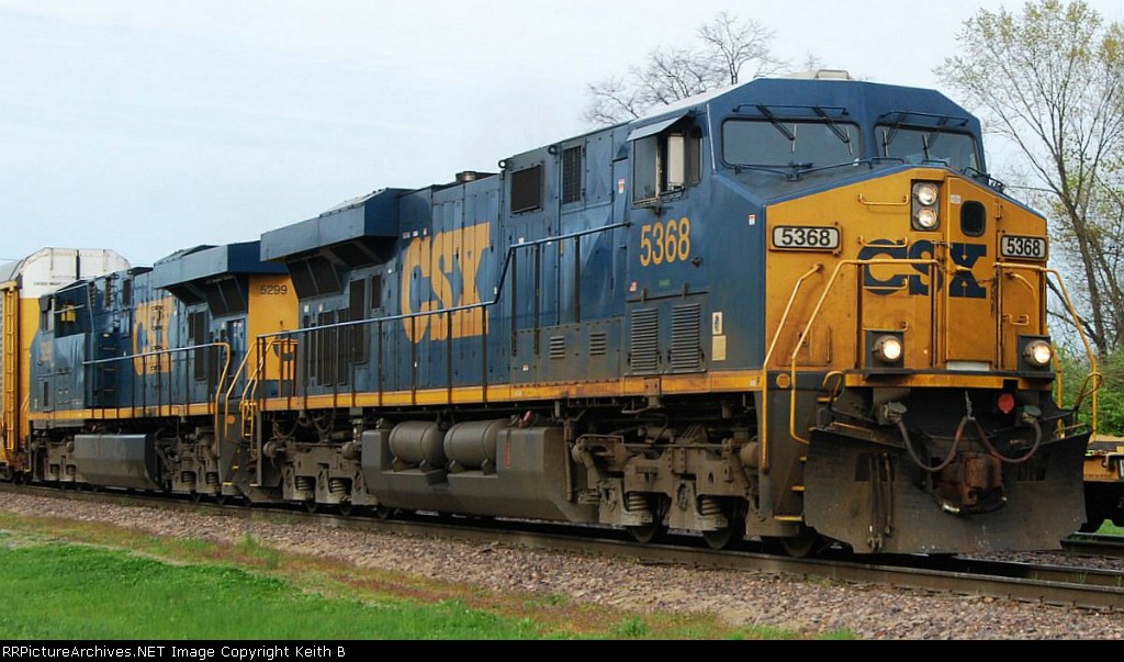 CSX 5368 and 5299